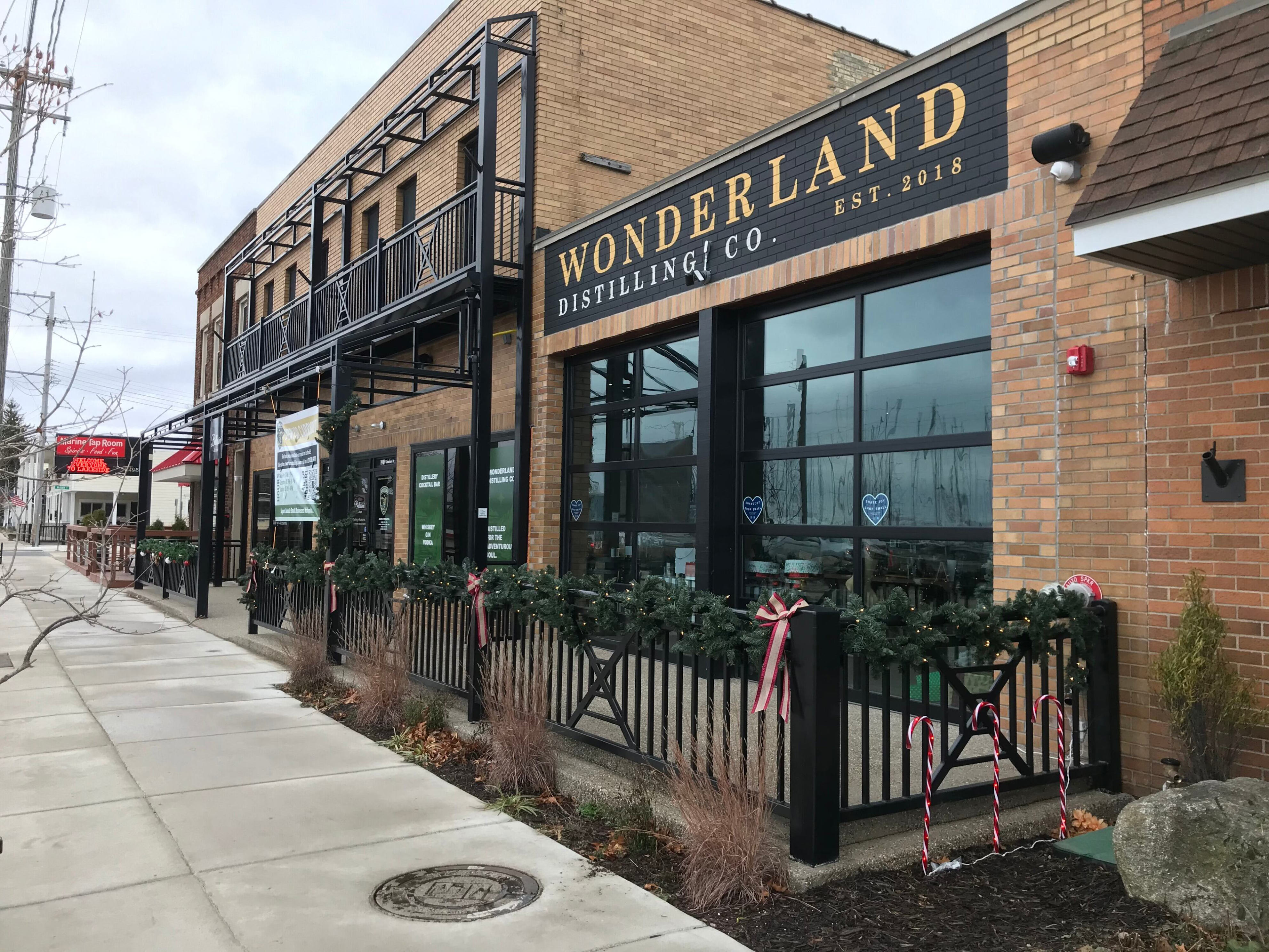 Muskegon distillery approved to sell beer, wine