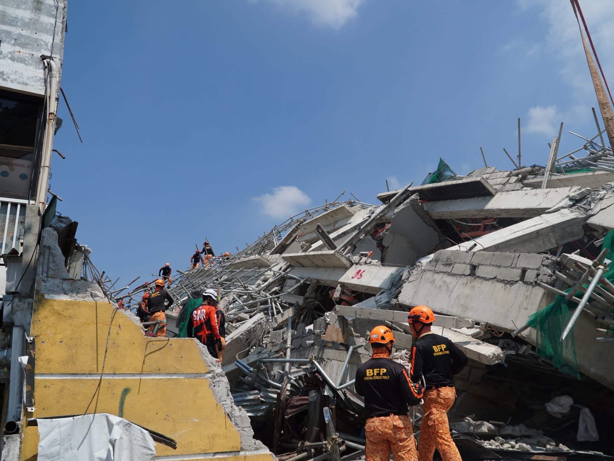 Building collapse bad for nearby businesses