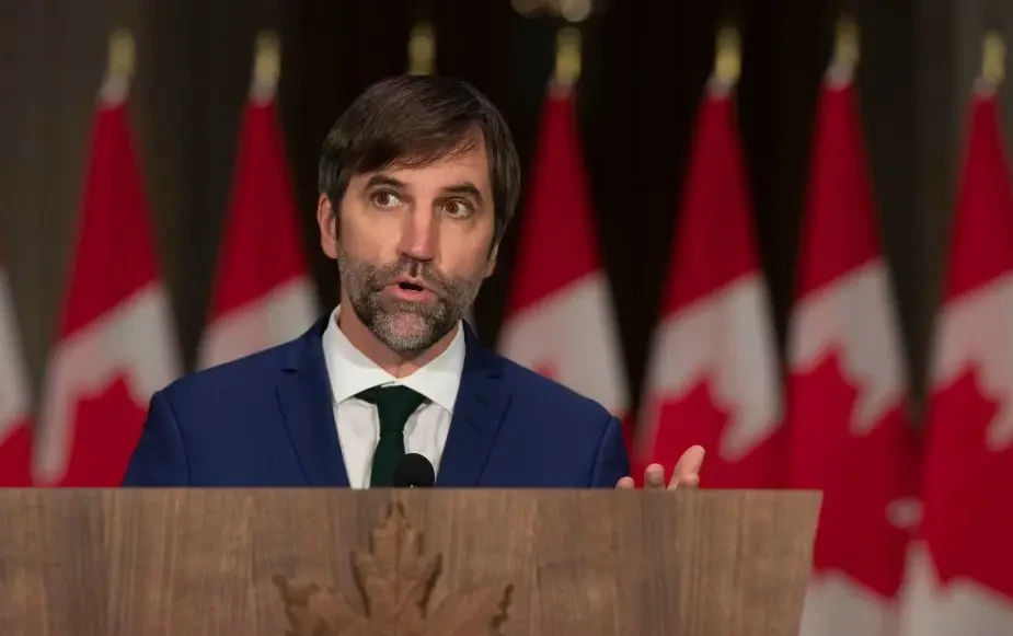 Guilbeault exit leaves Liberals with razor-thin majority
