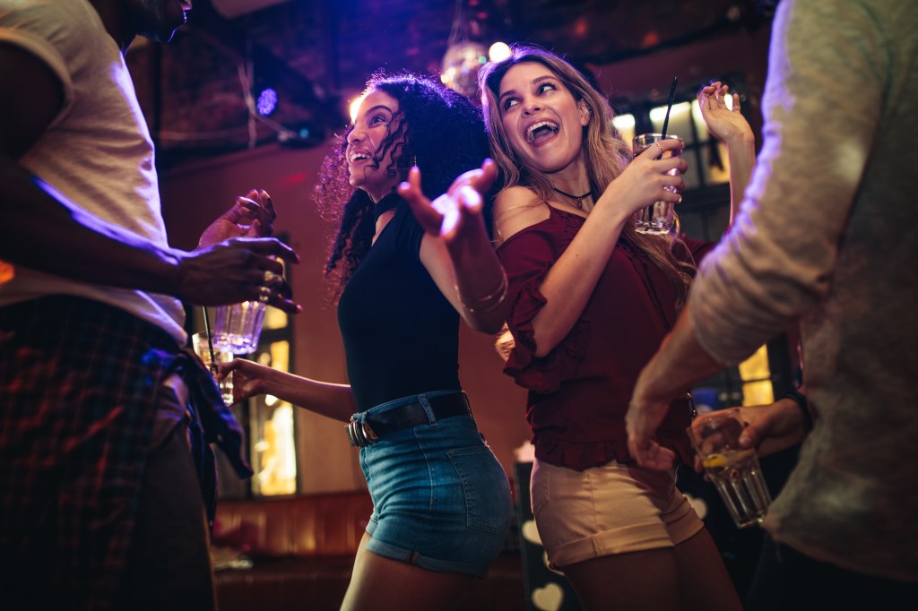 New York makes it easier for bars, restaurants to allow dancing: ‘The ...