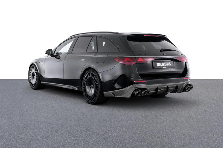 Brabus bouwt stationwagen met 700 pk ter vervanging van 'één van de ...