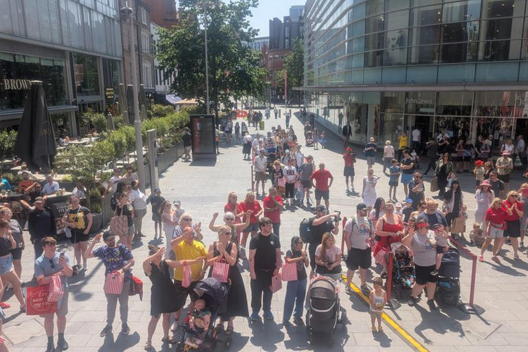 Huge crowds in Liverpool ONE as famous face celebrates birthday