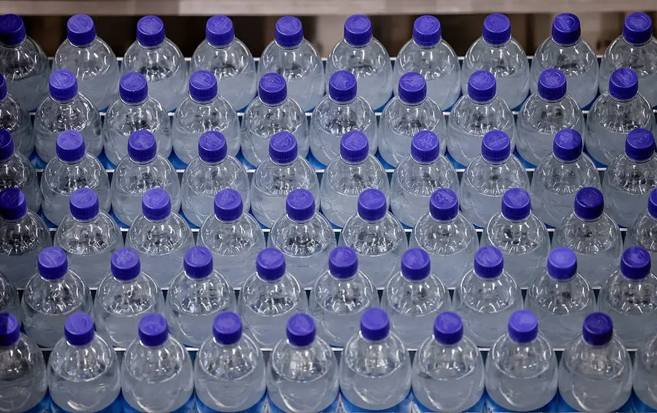 Choosing safe and sustainable water bottles