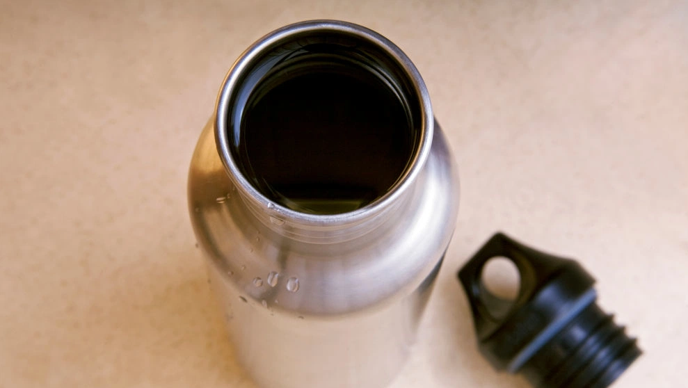 Choosing safe and sustainable water bottles