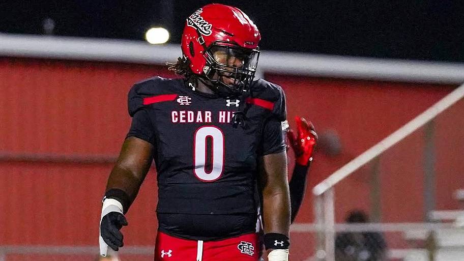 College football’s No. 1 overall prospect schedules another visit amid ...
