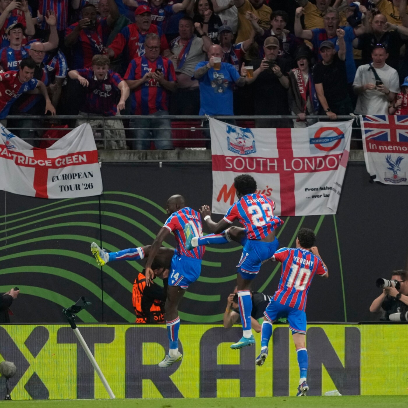 Erster europäischer Titel für Crystal Palace bei Glasners Derniere