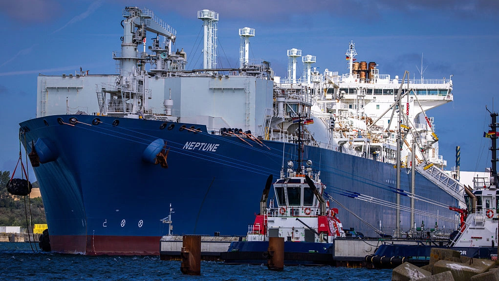 Canada signs first long-term LNG deal with European buyer
