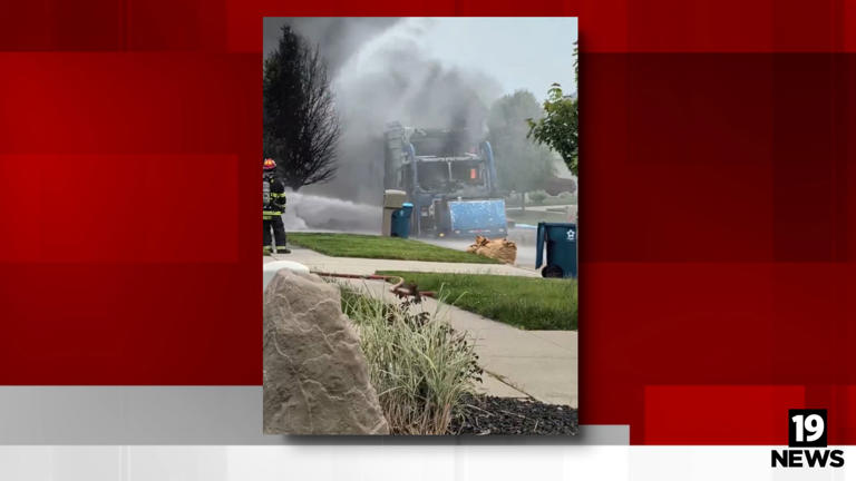 North Ridgeville Fire responding to garbage truck fire