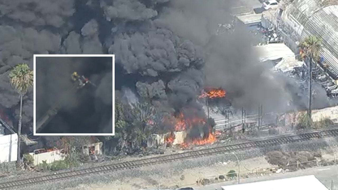 Shelter-in-place expires after massive auto shop fire in South Gate ...