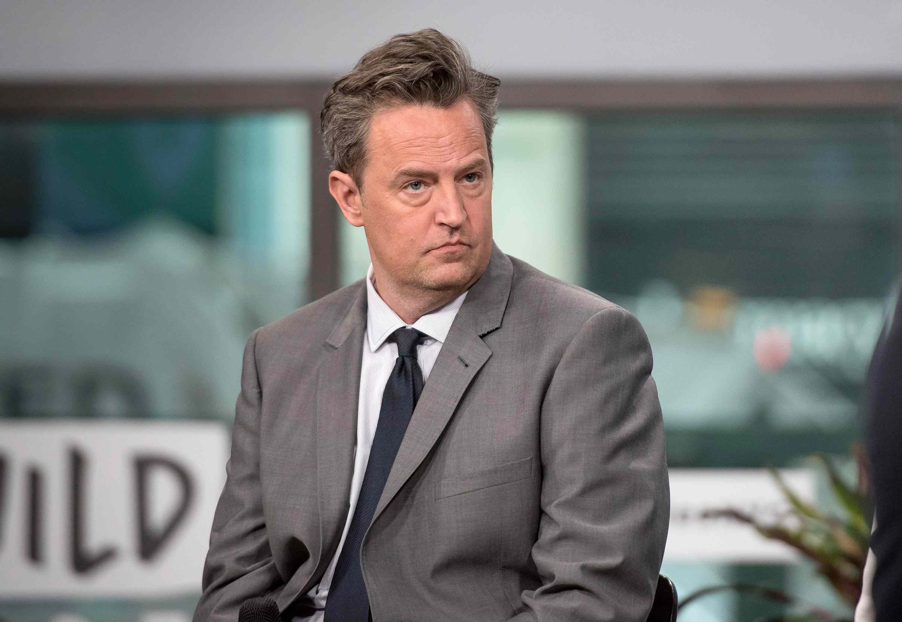 Matthew Perry's sister accuses his assistant of leaving him in a hot ...