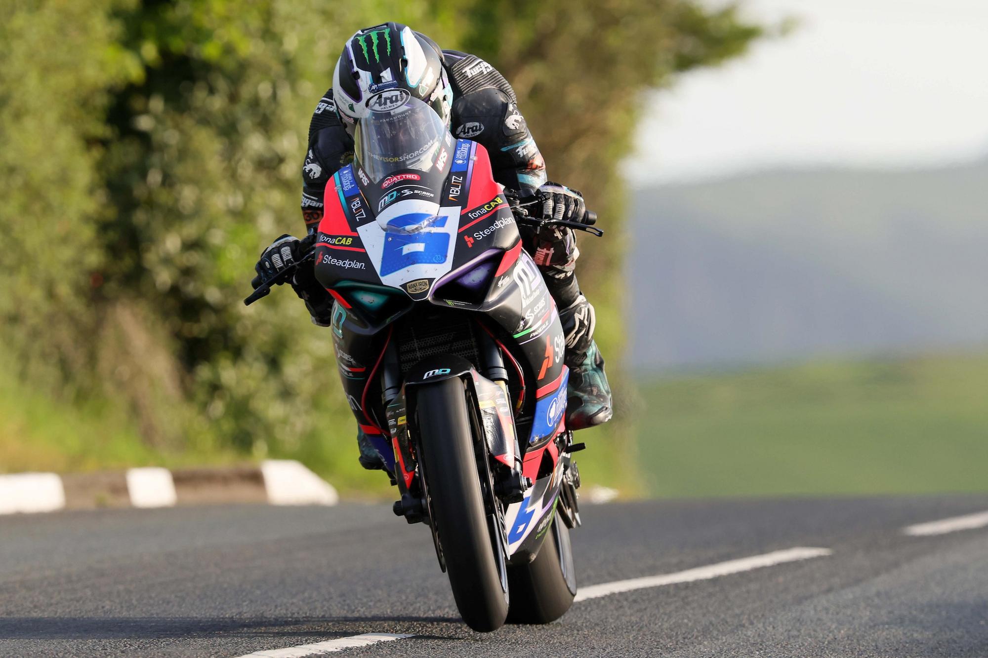 TT 2026: Michael Dunlop ups Supersport ante with record 129mph ...