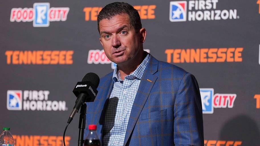 Danny White’s opinion on playoff expansion is not sitting well with fans