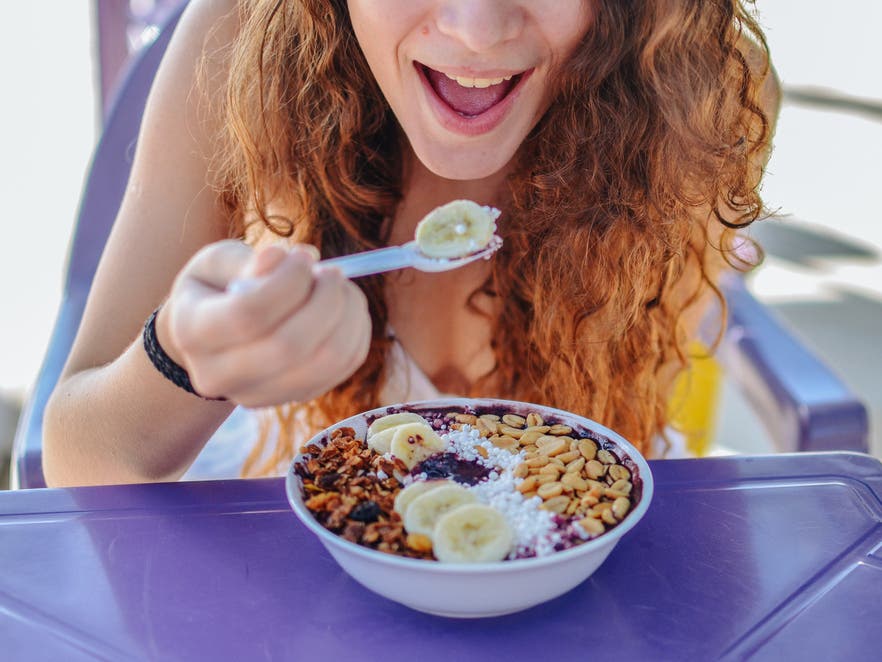 New açai spot Hummingbird Hideaway opens next week in Skokie