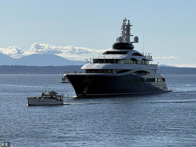 Mark Zuckerberg docks superyacht in Seattle hours after laying off Meta ...