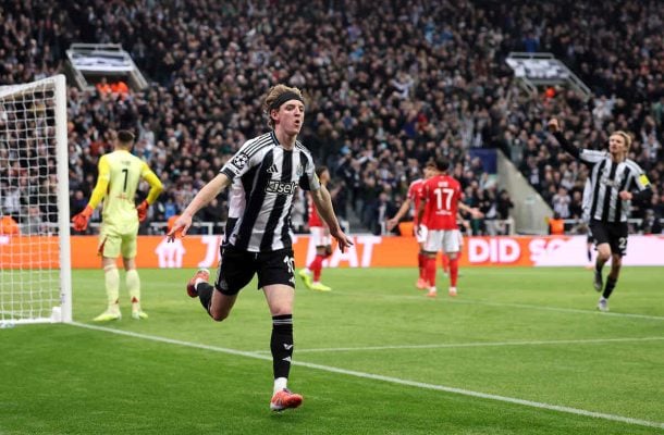 Barcelona acerta a contratação de Anthony Gordon por R$ 467 milhões