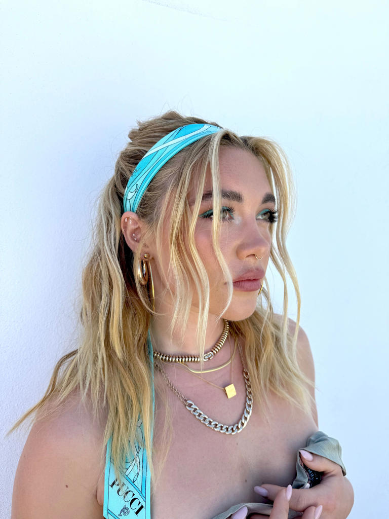 Florence Pugh's turquoise eyeliner is the summer makeup trend to watch