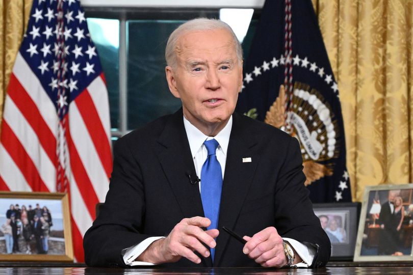 Biden spotted with smooth-looking hands as Trump's hands rotting in ...