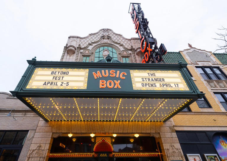 Music Box Theatre to add 3rd screen