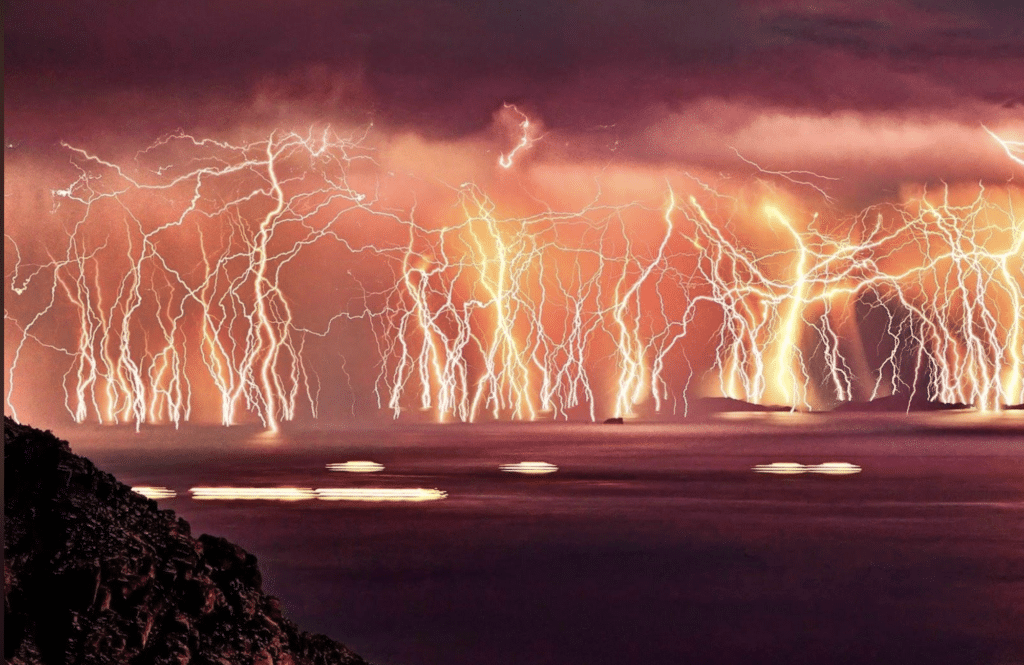 Weather phenomena that only happen in one place on Earth