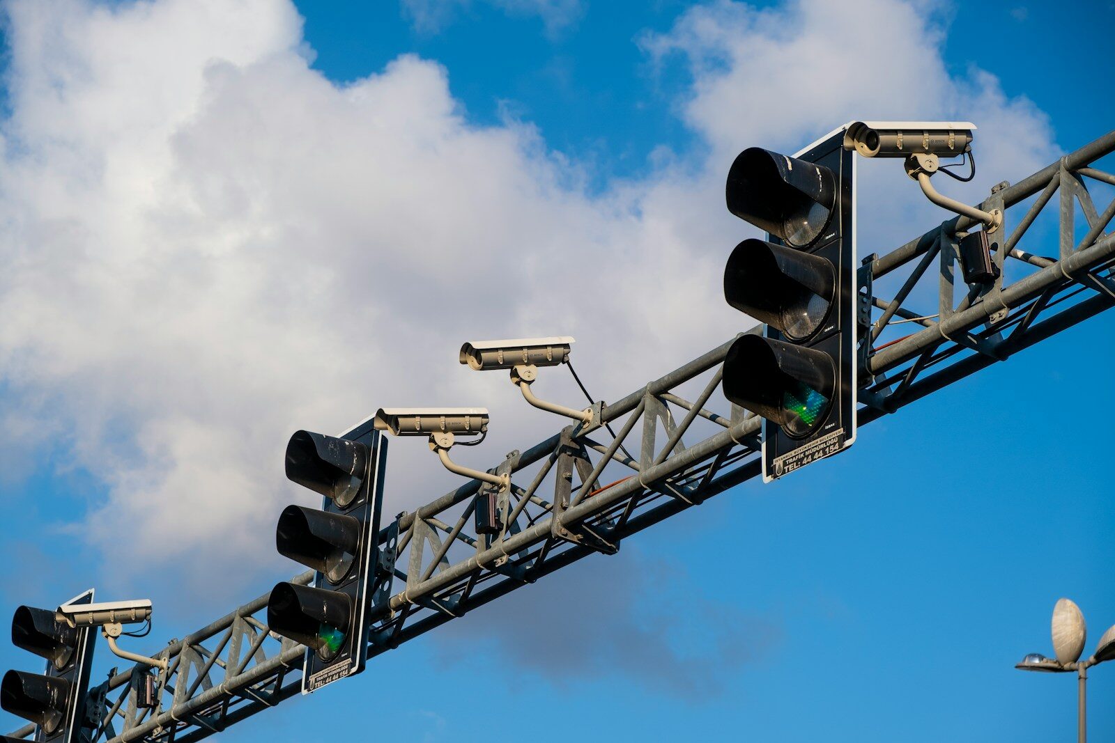 Congress moves to kill police license plate tracking nationwide as ...