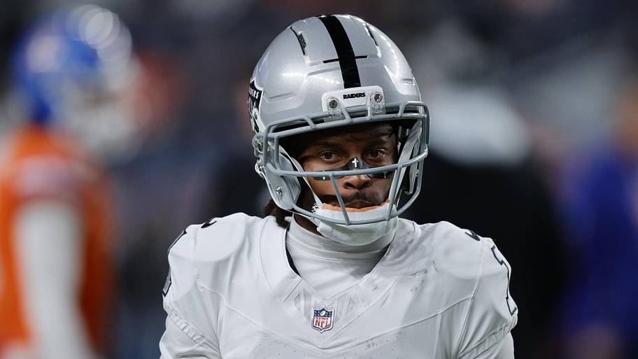 Raiders' Tre Tucker speaks on what has impressed him about Fernando Mendoza