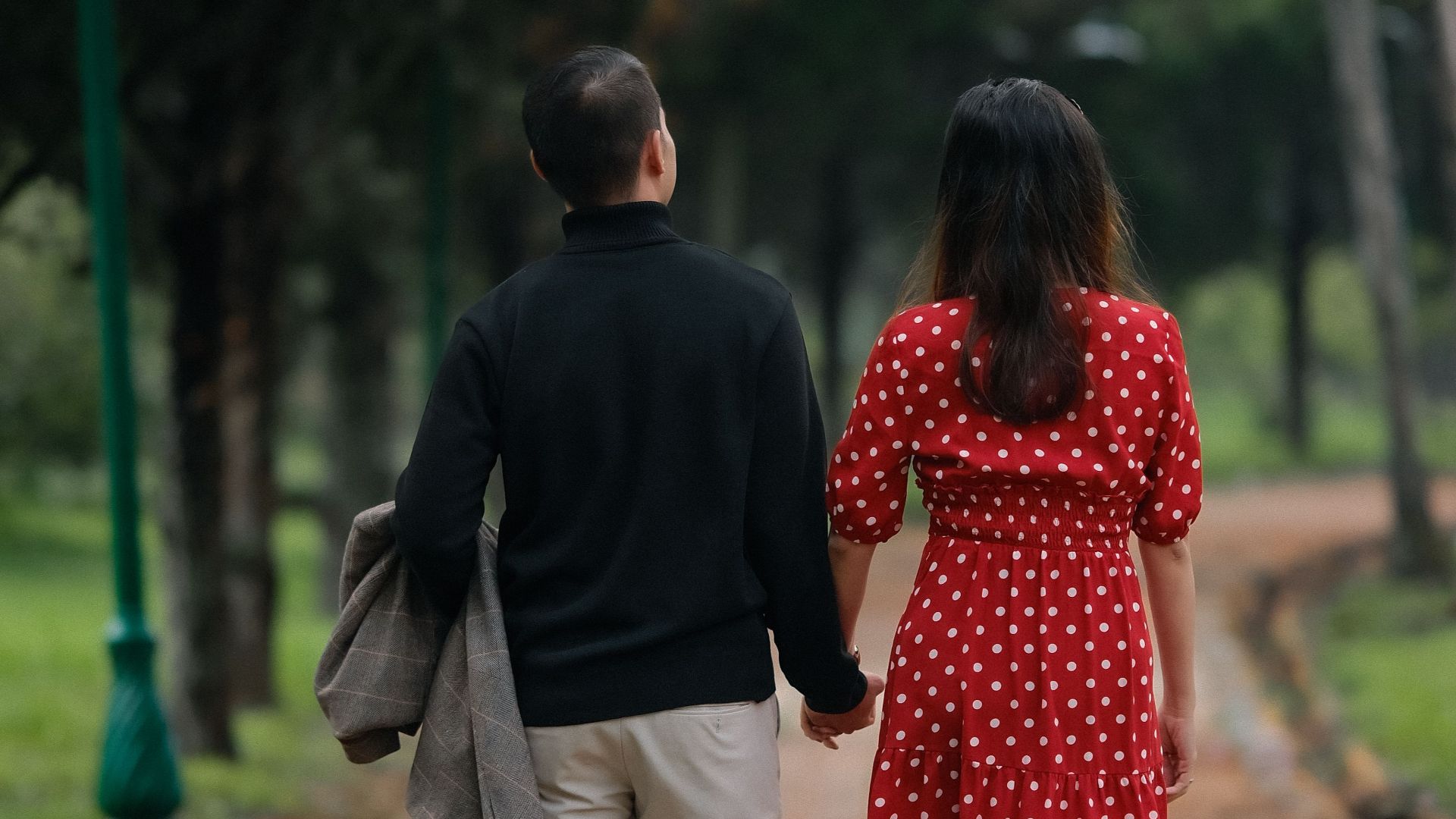 20 tattoos men love on women but other women hate