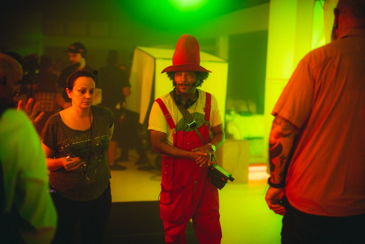 An absurdist heist film on the politics of shoplifting