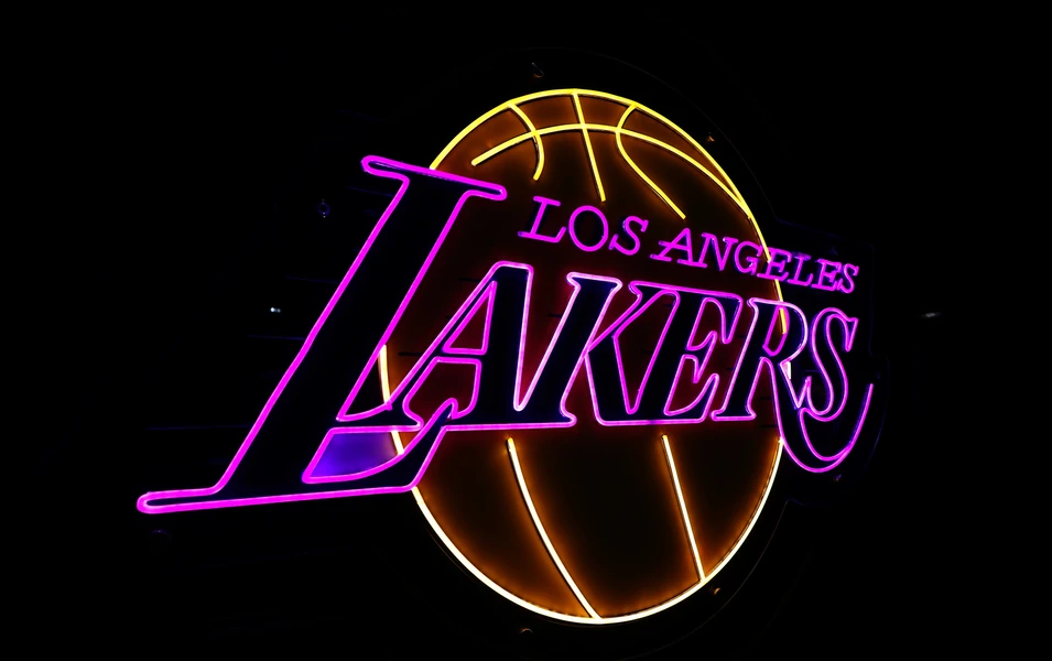Lakers cut over a dozen staff in business overhaul