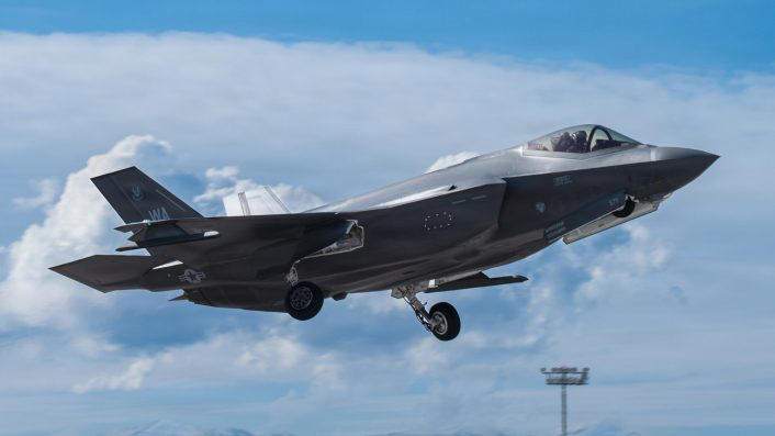 F-35 Lightning II takes control of MQ-20 Avenger during autonomy testing