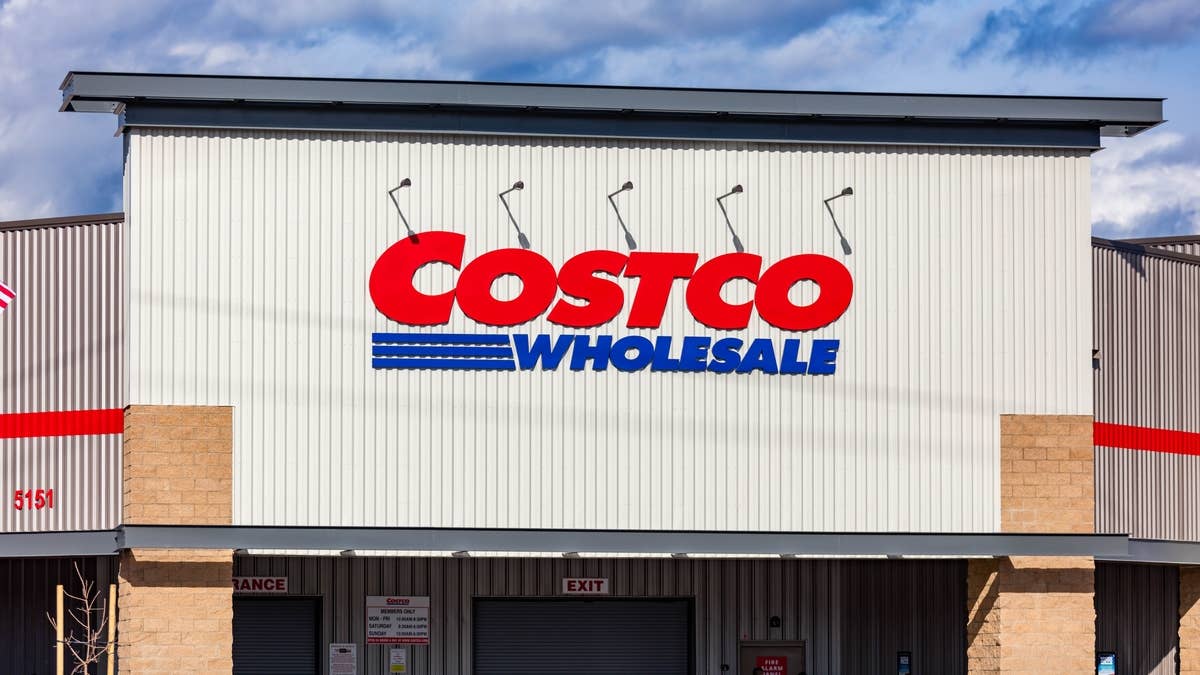 This Costco furniture find is half coffee table, half pet paradise—and ...
