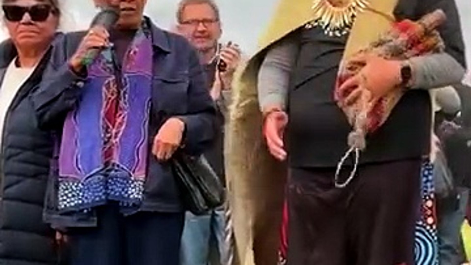 Lovett calls for national truth telling after 500km walk to Parliament