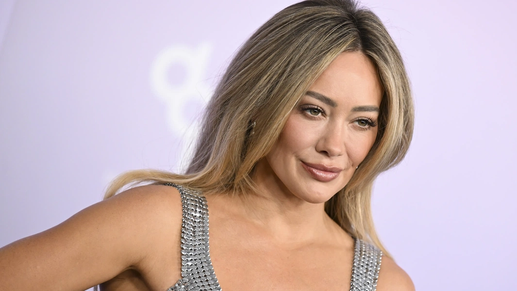 Hilary Duff says overcommitting early in career cost her voice