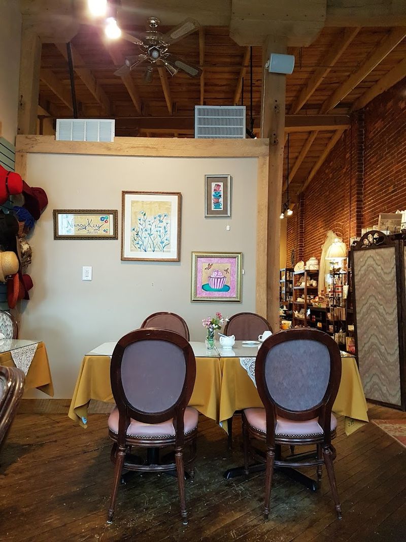 The West Virginia tea room where you can sip 250 flavors in a storybook ...