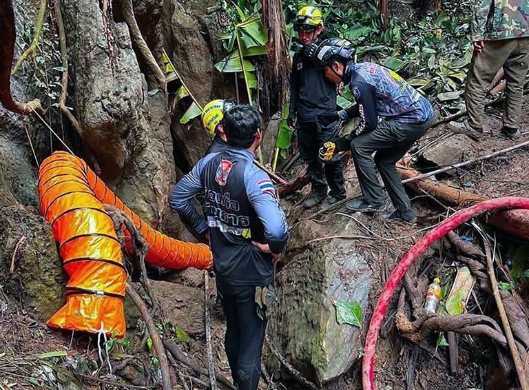 How divers found 5 men trapped in flooded Laos cave for a week