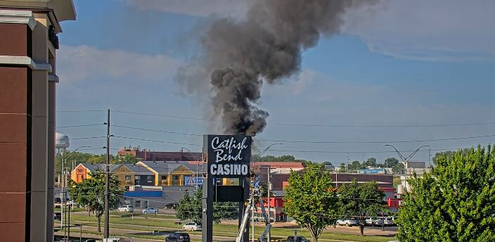1 in cherry-picker rescued in casino sign fire