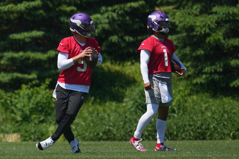 Vikings' McCarthy aims upward as Murray's arrival creates another QB ...