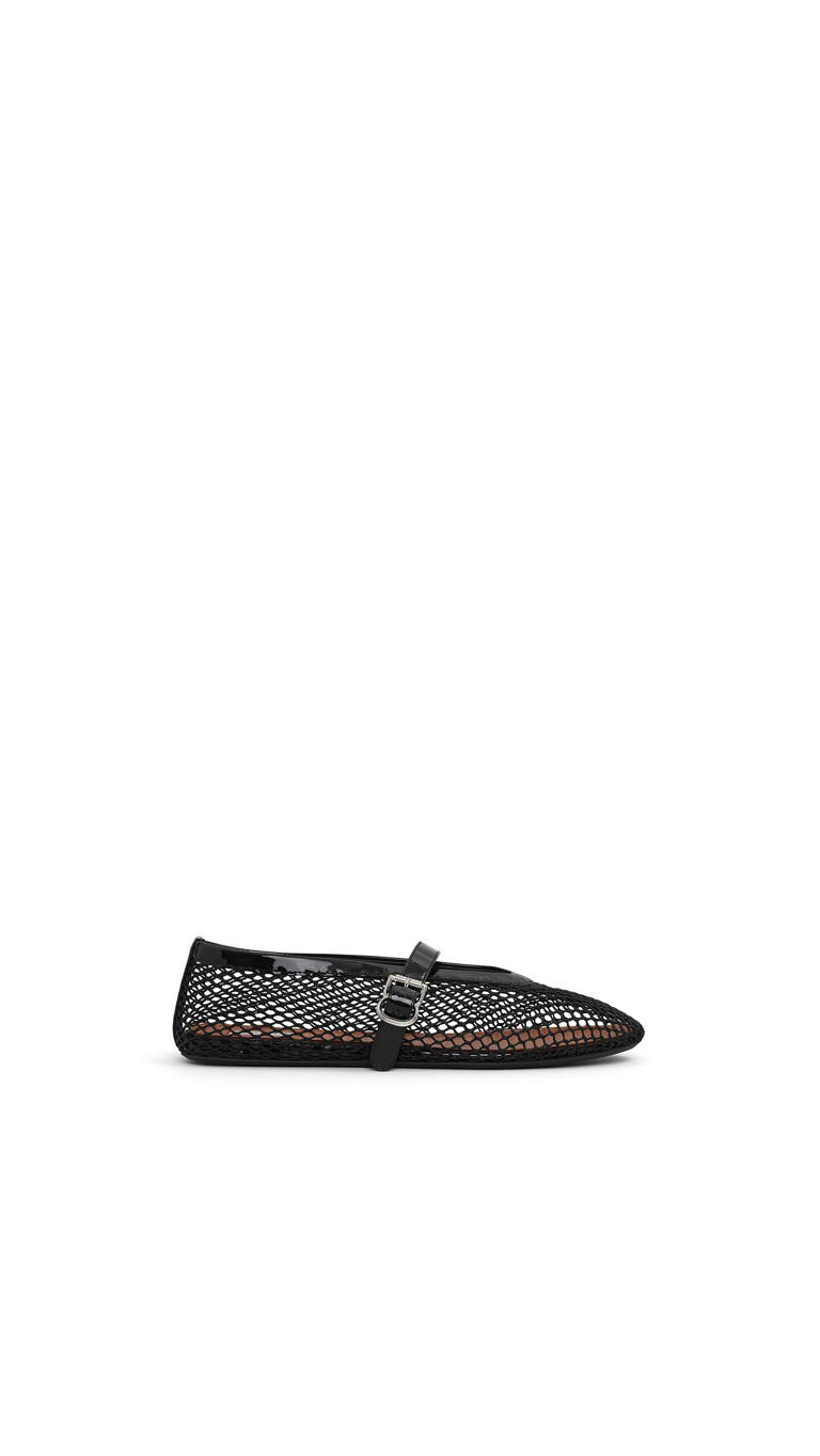 I'm styling the mesh ballet flats trend to manifest a Greece vacation ...