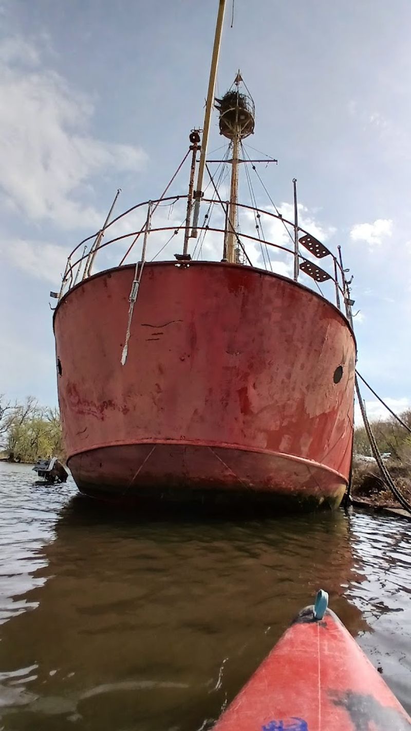 This abandoned lightship in New Jersey is a forgotten piece of America ...