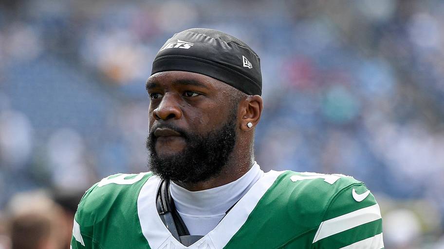 Irvin Charles’ trade to Seahawks is bad news for Emmanuel Henderson