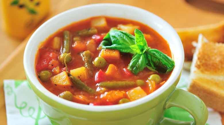 12 mistakes to avoid when making soup