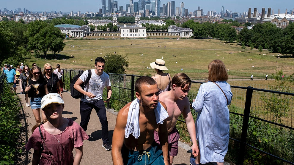 UK smashes May heat record twice in two days