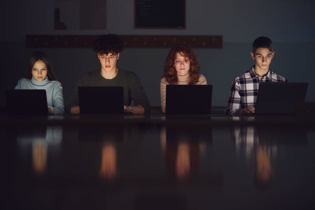 Here's what education experts really think about all the screens in schools