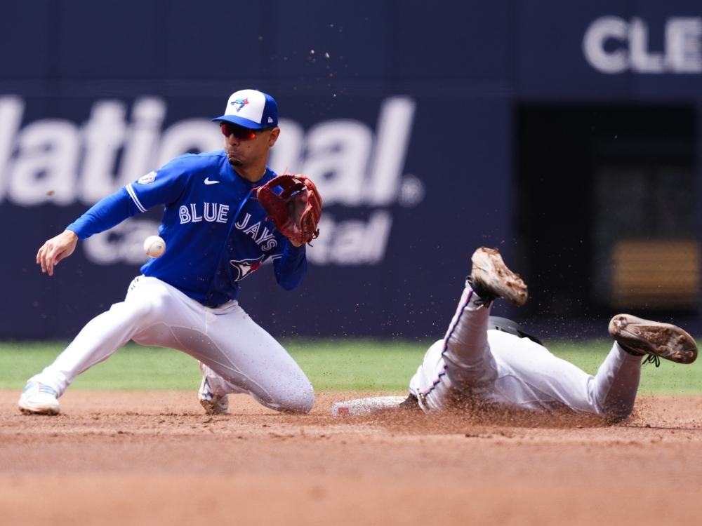 Blue Jays take advantage of Marlins' baserunning mistakes to earn ...