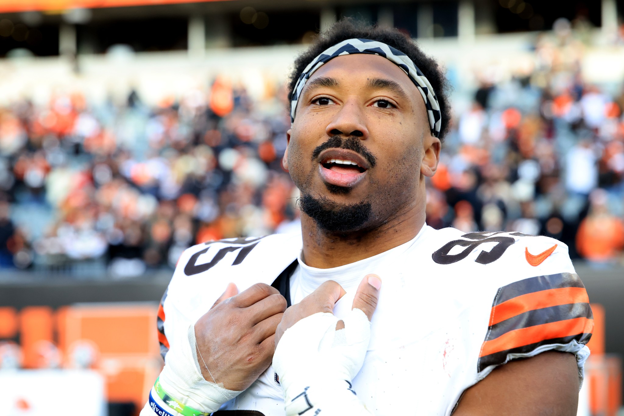 Browns leaving clues on possible Myles Garrett trade