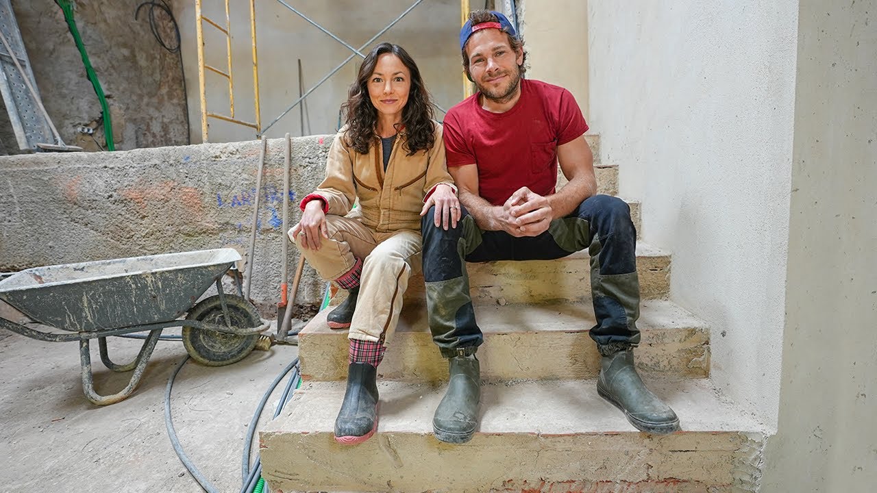 I’m renovating an old stone watermill! 🇵🇹