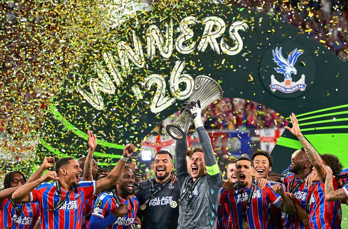 Oliver Glasner gewinnt mit Crystal Palace die Conference League