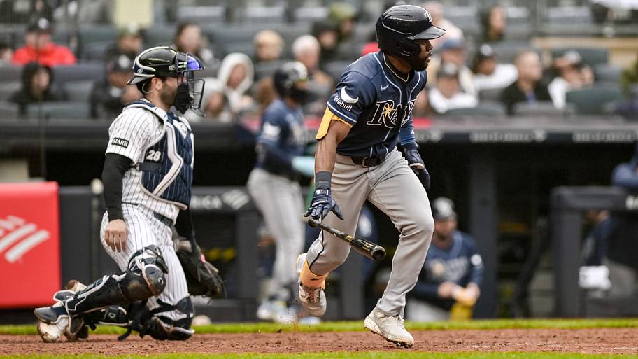 Rays outfielder battling father time and period of decline