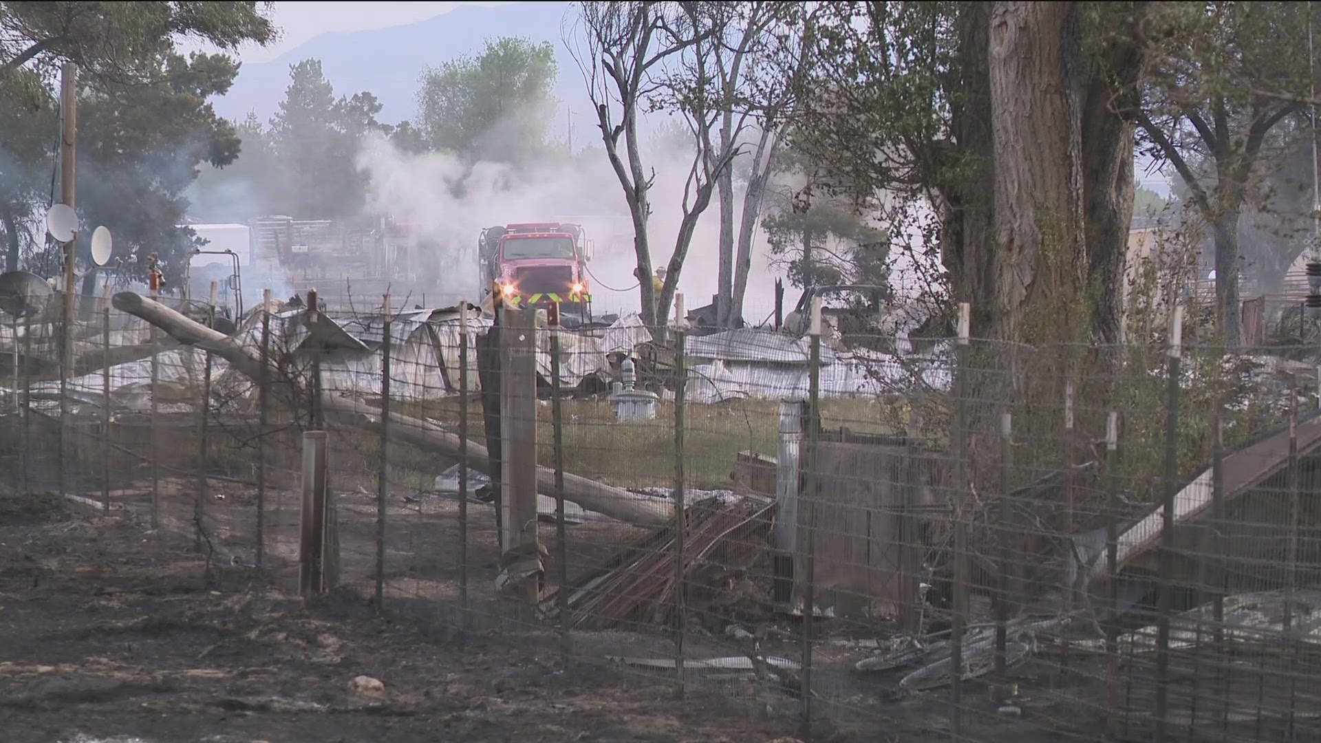 'It picked and chose': Neighbors in Mountain Home describe the path of fire