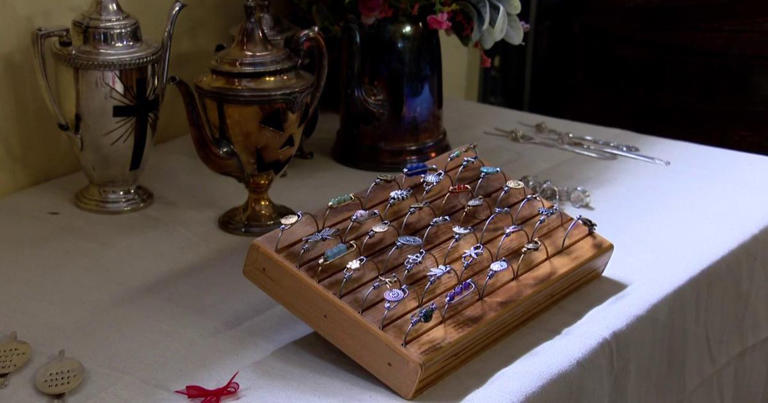 Crafty couple turns bike parts into ornaments for home and body