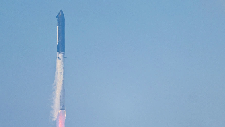 FAA grounds Starship after booster failure on test flight